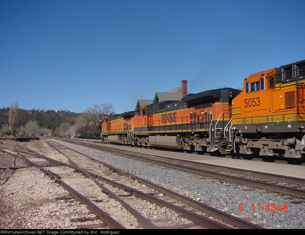 BNSF 1107